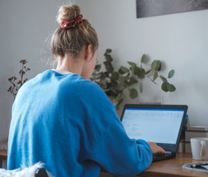 How to Stay Fit Physically and Mentally While Working from Home