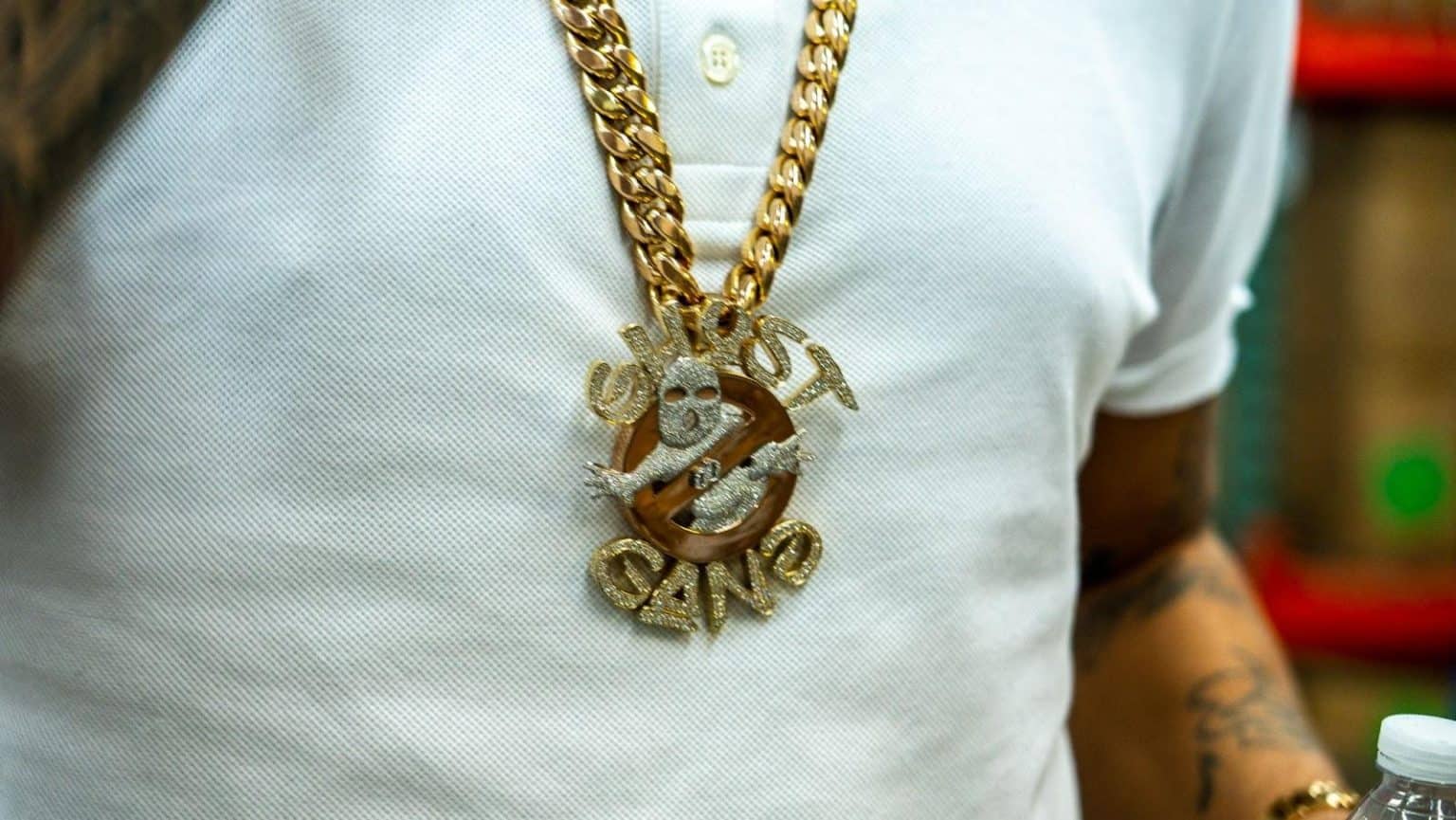 Dazzling Diamonds: Adding Glamour and Luxury With Diamond Chains