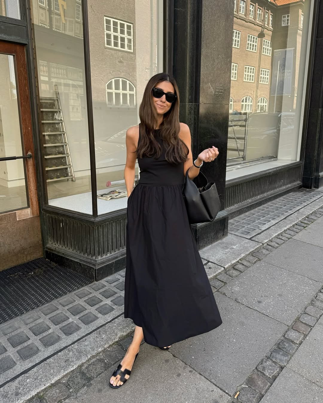 How To Dress Classic And Timeless Without Looking Dated