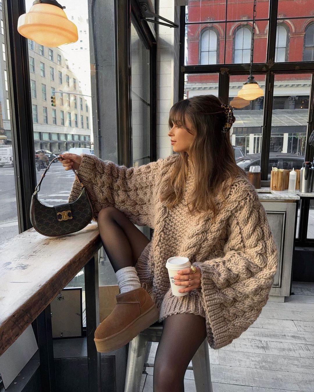 25+ Cute Ugg Outfits To Keep You Cozy And Stylish