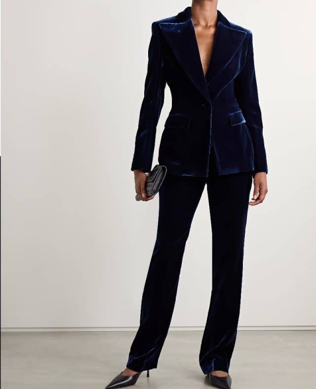 17 Do's And Don'ts For Styling Your Work Christmas Party Outfit