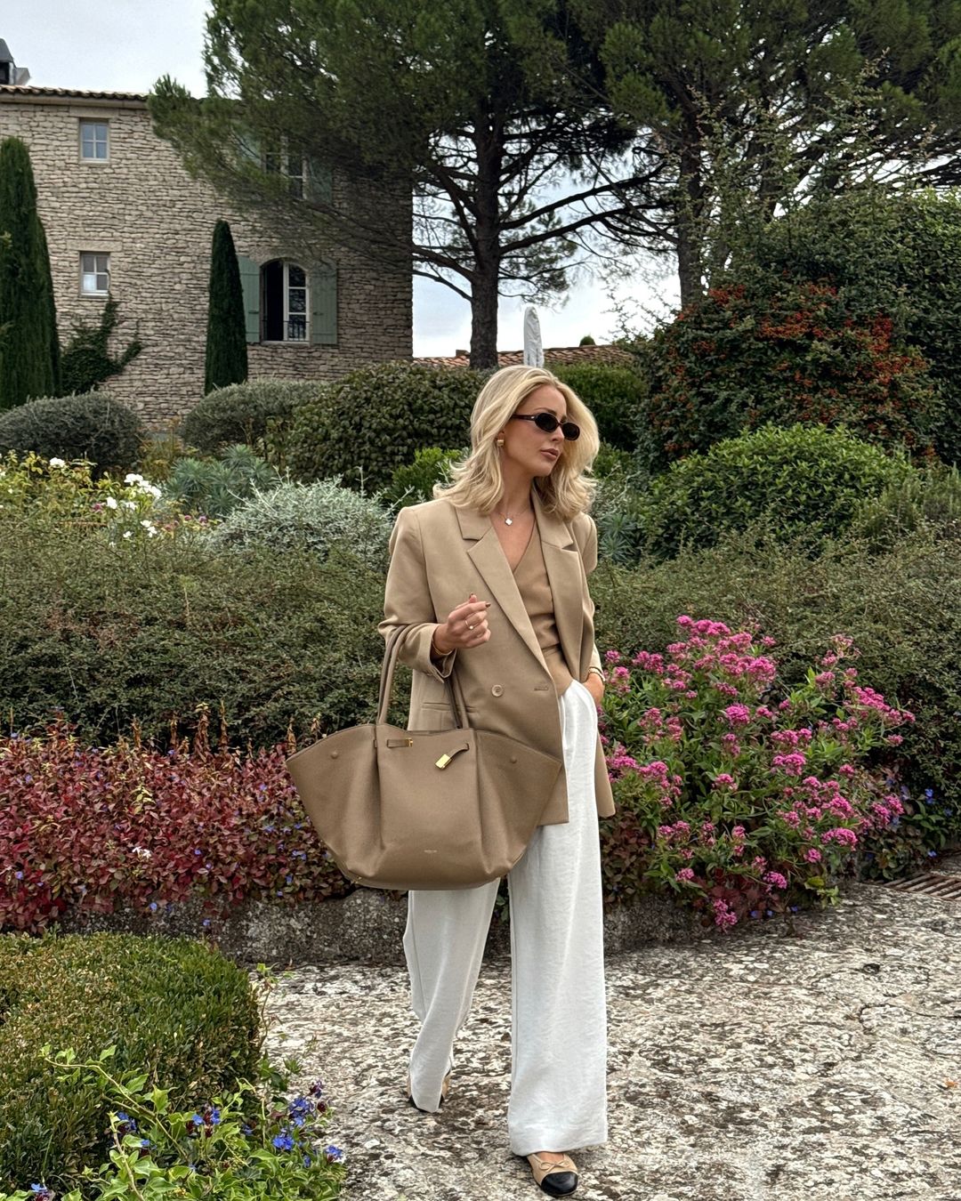 How To Dress Like Old Money (Style Tips AND Outfit Ideas