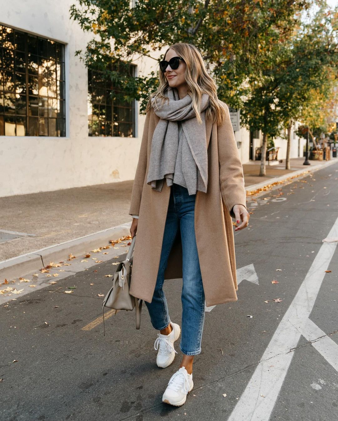 25+ Casual Winter Outfit Ideas To Try Now!