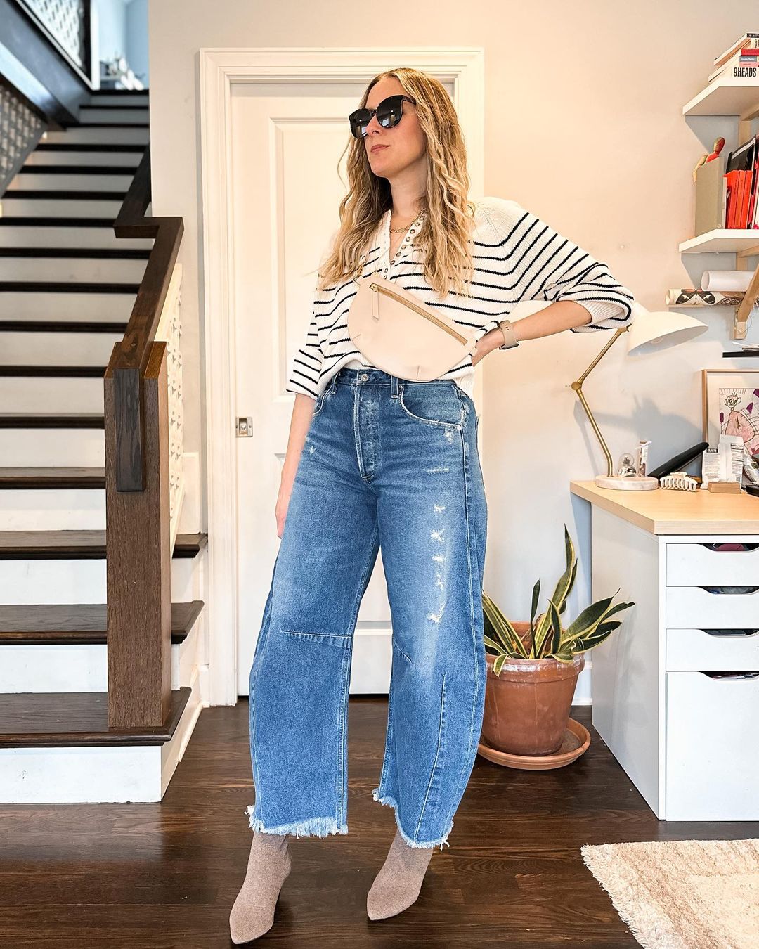 How To Style Barrel Jeans In Winter