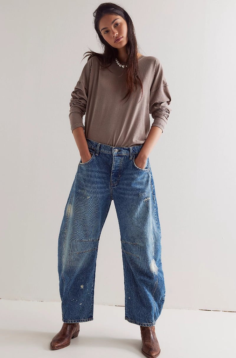 How To Style Barrel Jeans In Winter