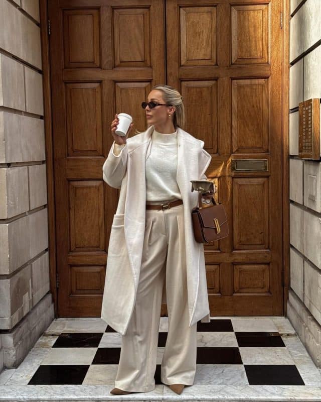 How To Look Classy In Winter (Style Tips & Outfit Ideas)