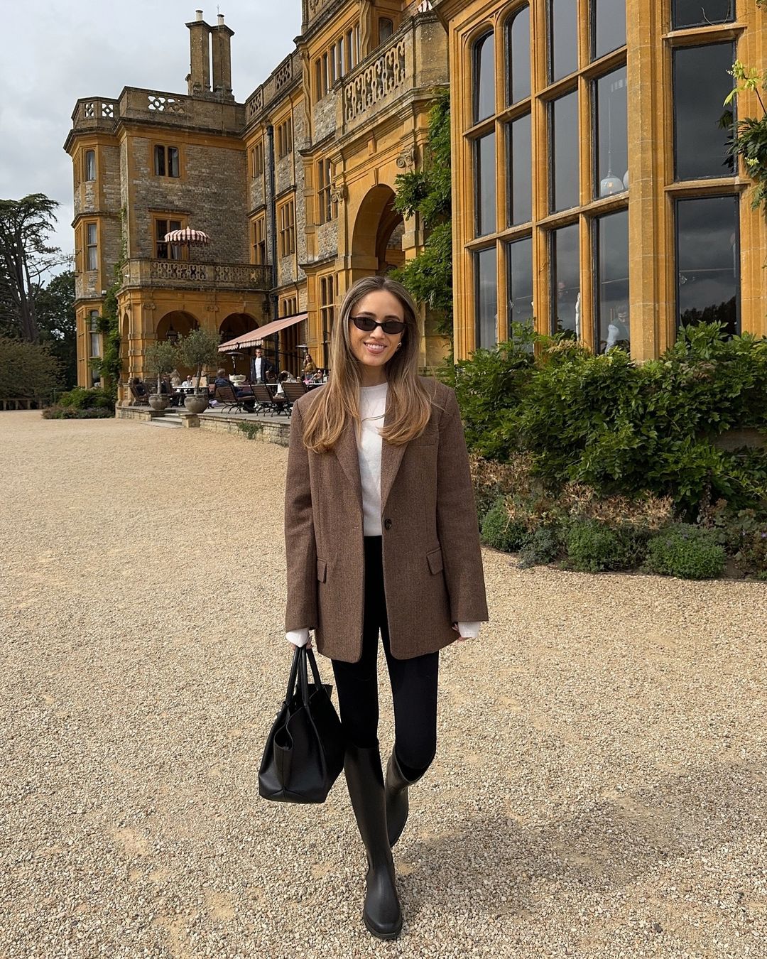 How To Dress Like Old Money (Style Tips AND Outfit Ideas