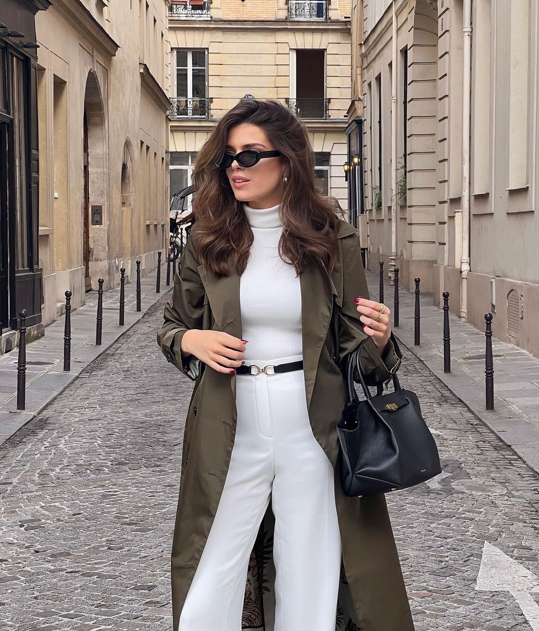 How To Dress Like Old Money (Style Tips AND Outfit Ideas