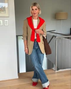 How To Dress Classic And Timeless Without Looking Dated