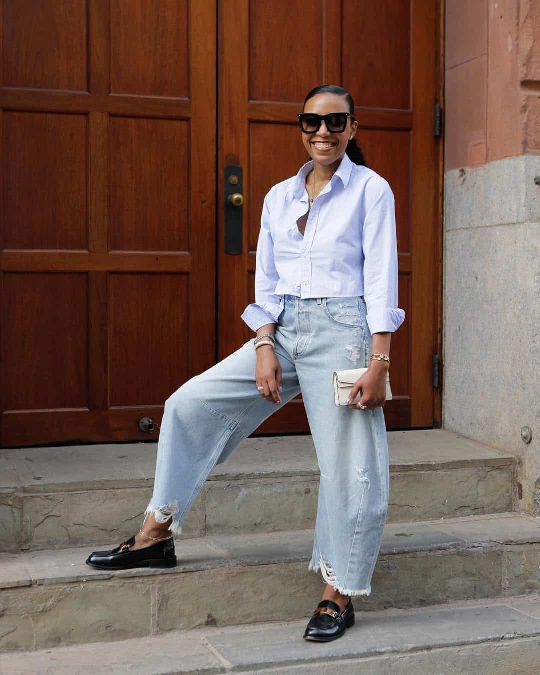 You Won't Believe How Easy It Is To Style Barrel Jeans For Spring (AND ...