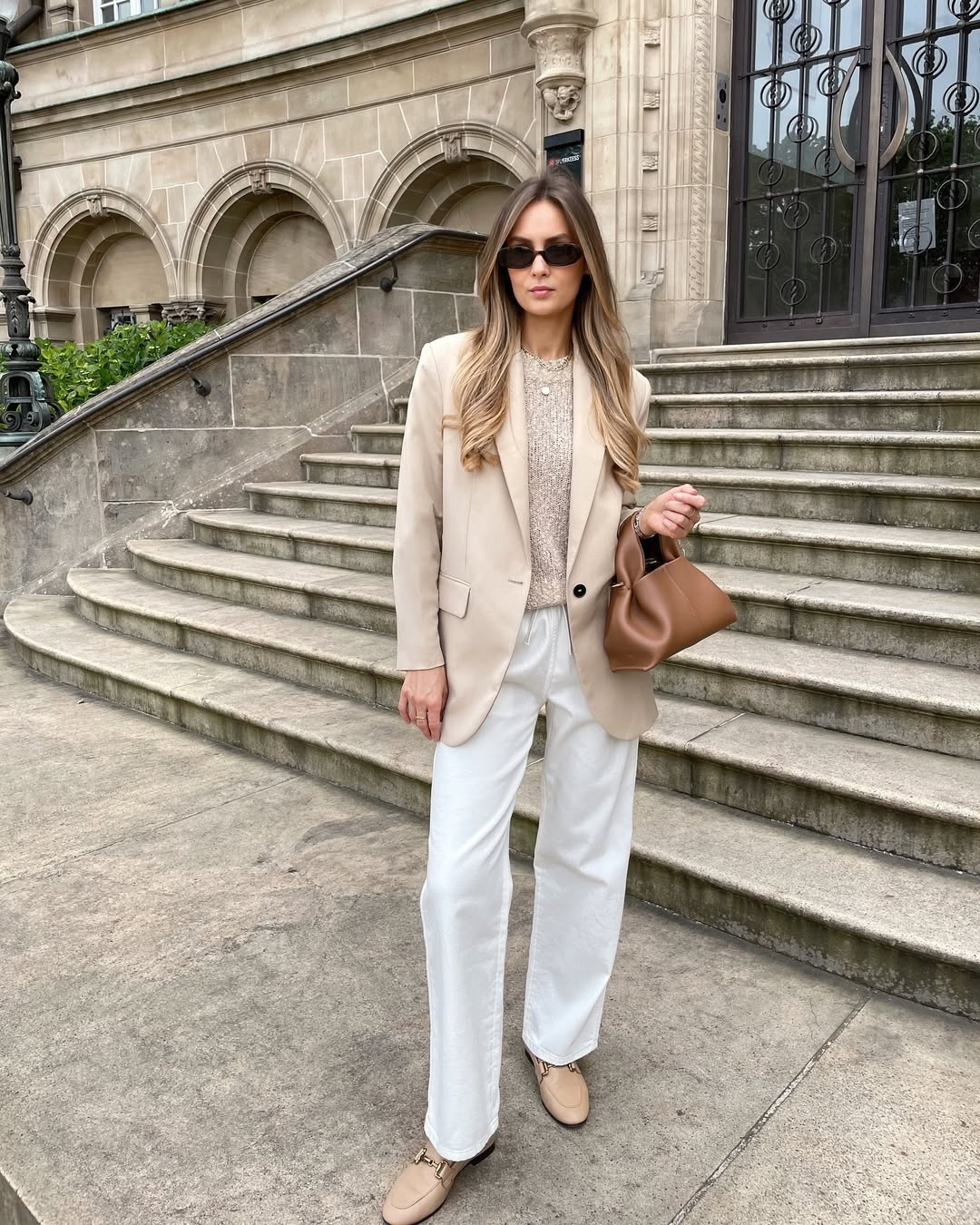 19+ Classy Spring Work Outfits For Effortless Office Chic