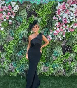 What To Wear To The Races? Must-Know Tips & Race Day Outfit Ideas