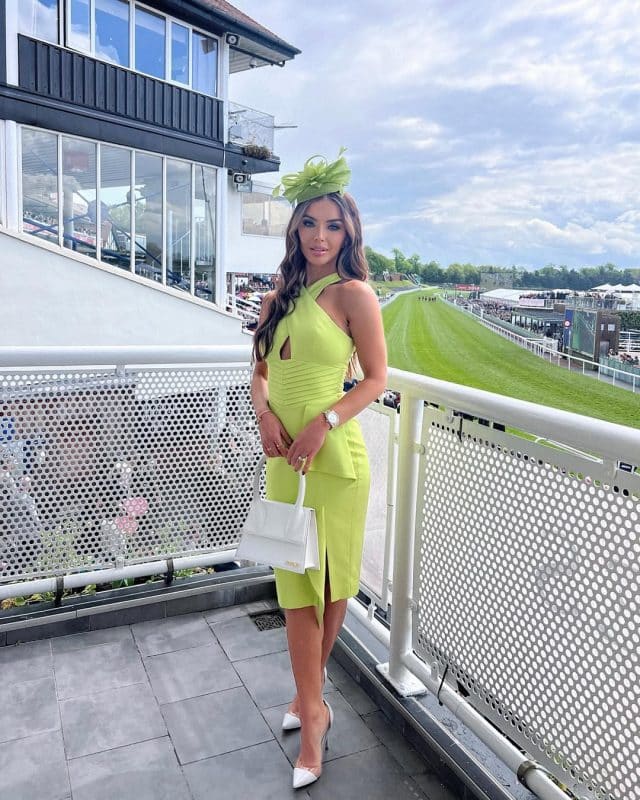What To Wear To The Races? Must-Know Tips & Race Day Outfit Ideas