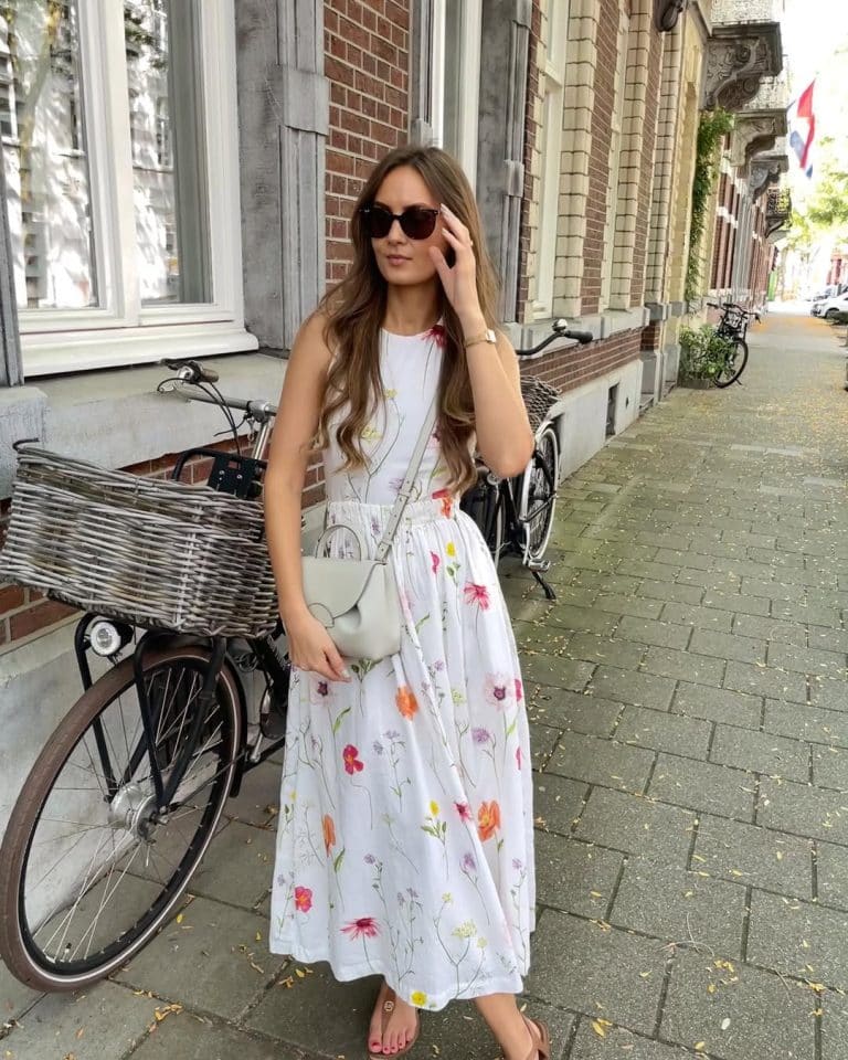 9 Style Rules For A Romantic Look (Plus Dreamy Outfit Ideas)