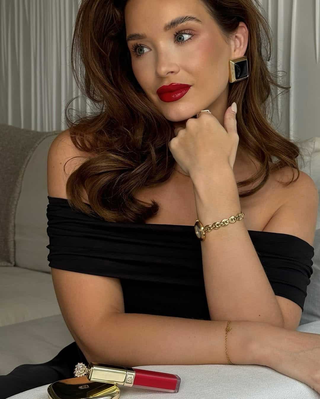 9 Style Rules For A Romantic Look (Plus Dreamy Outfit Ideas)