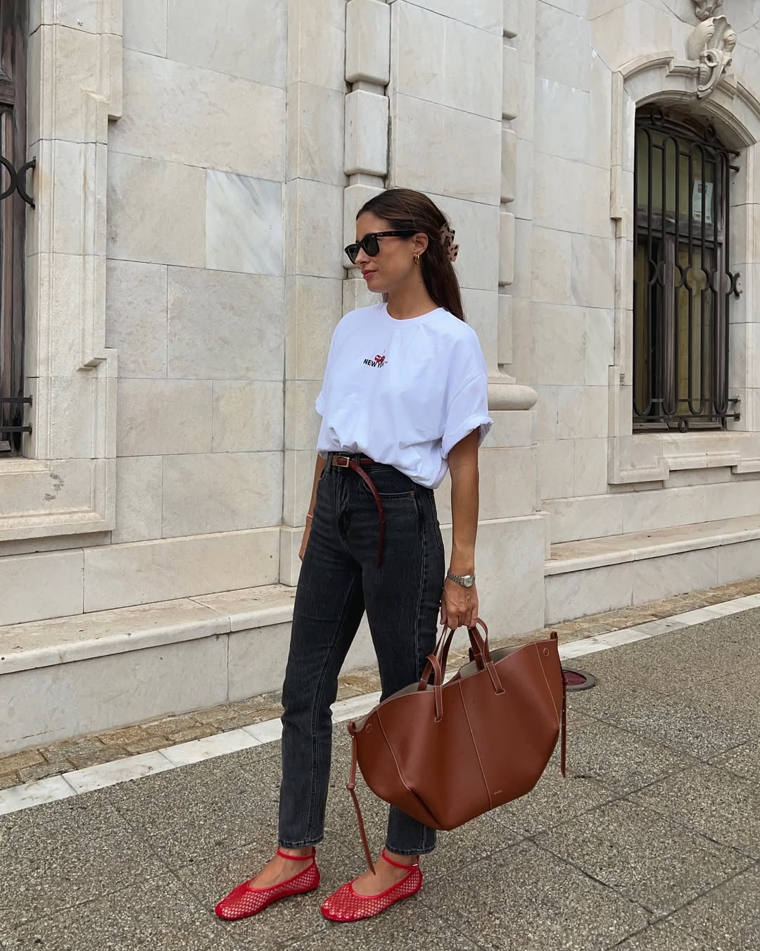 How To Build A Summer Capsule Wardrobe (AND Cute Summer Outfit Ideas