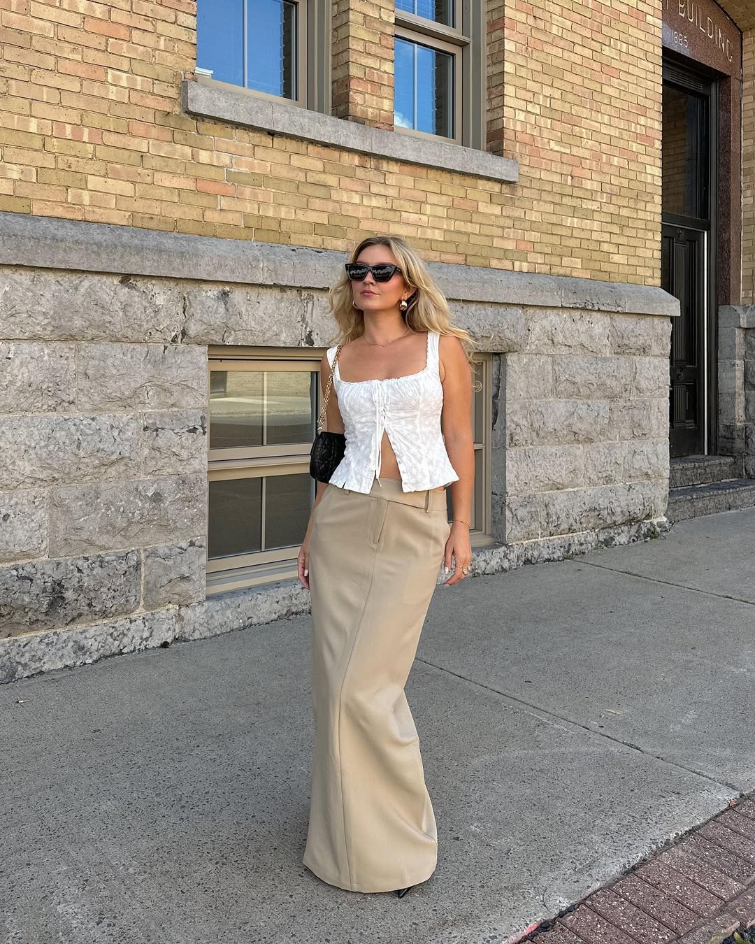 Transform Your Long Skirts From Frumpy to Fabulous With These Styling Tips!