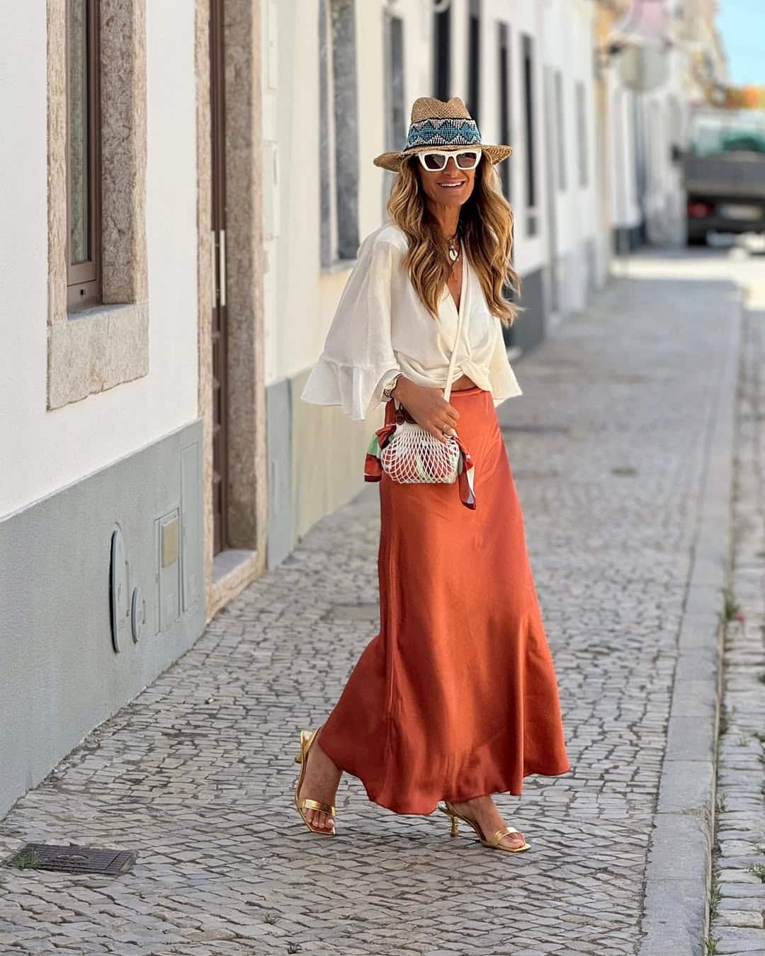 Transform Your Long Skirts From Frumpy to Fabulous With These Styling Tips!