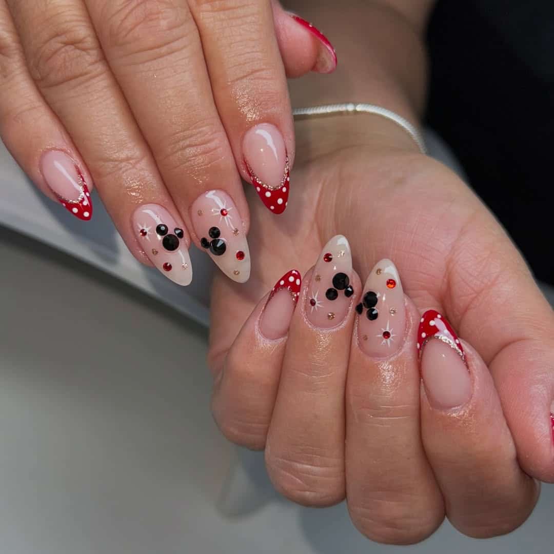 19+ Dreamy Disney Nails That Are Straight Out of a Fairytale